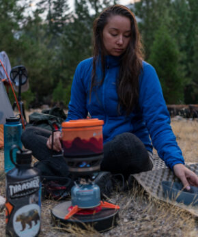 What is a Good Backpacking Breakfast? (4 tasty ideas)