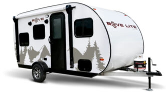 Trailers Under 2,500 lbs with Bathrooms (top 10 picks)