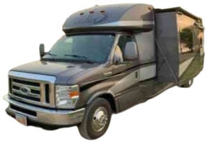 Best Class-B RV with Slide Out? (10 Roomy Favorites)