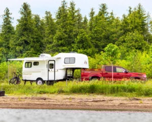 Retro Campers and Travel Trailers (10 “Vintage” Favorites)